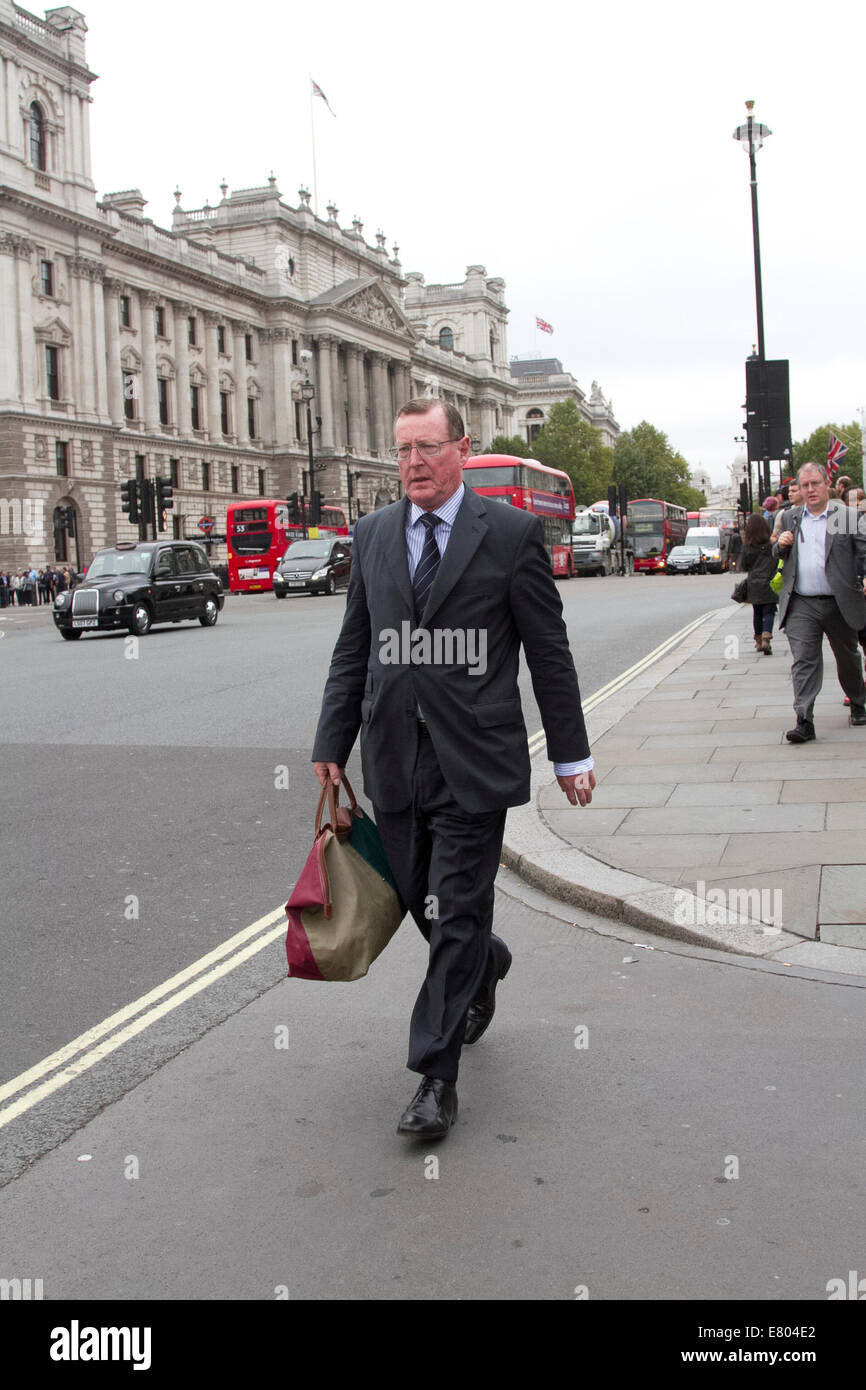 Uup Leader David Trimble High Resolution Stock Photography and Images ...