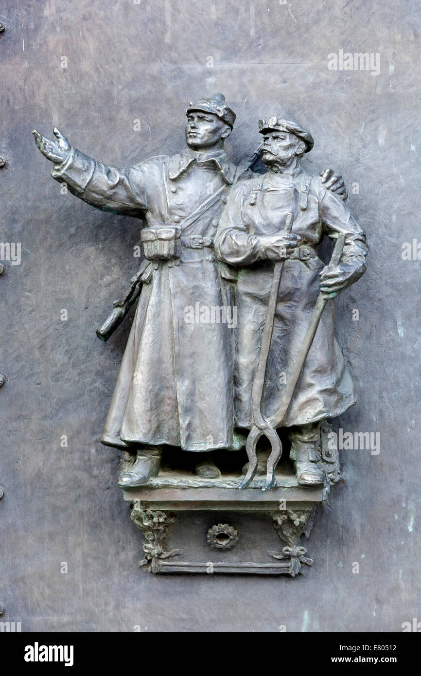 Soviet monument hi-res stock photography and images - Alamy