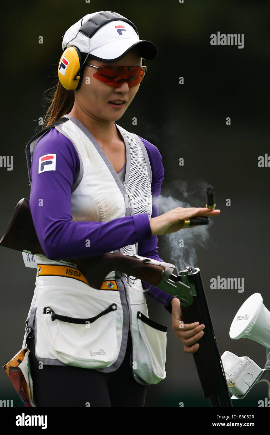 Incheon, South Korea. 27th Sep, 2014. Kim Minji of South Korea competes ...