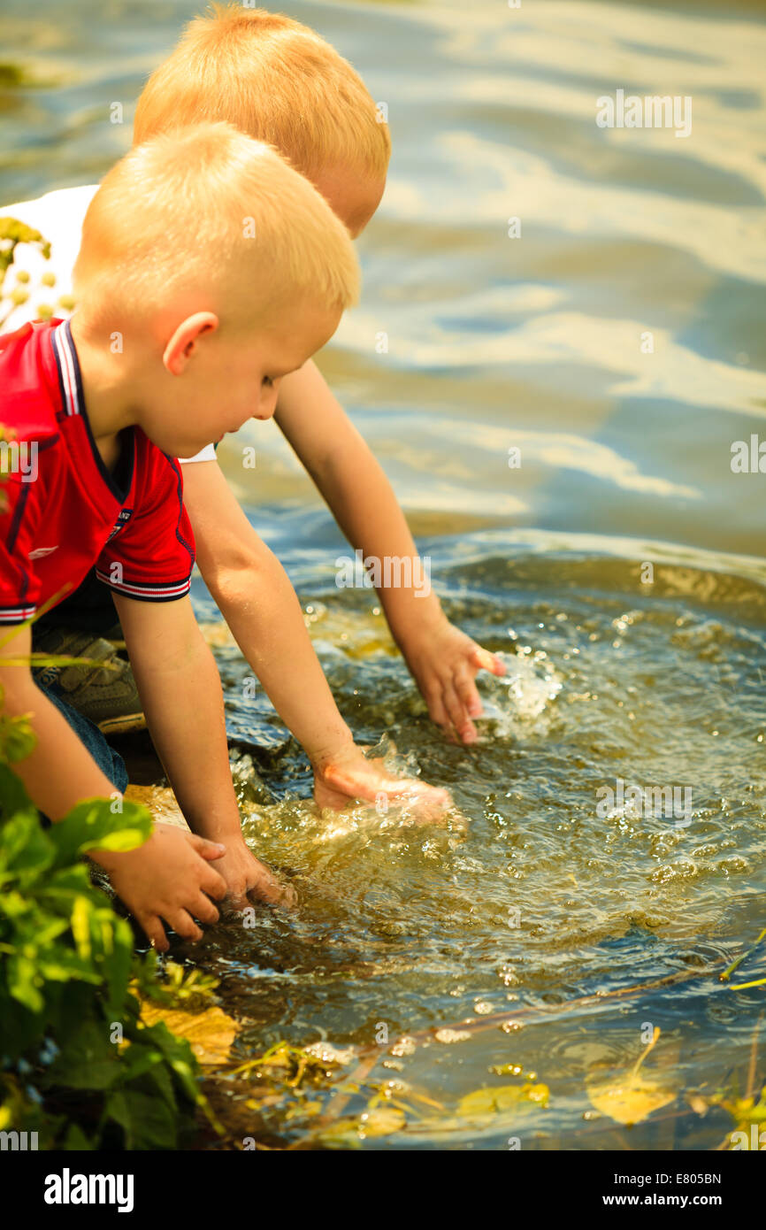 Children washing hands outdoor hi-res stock photography and images - Alamy
