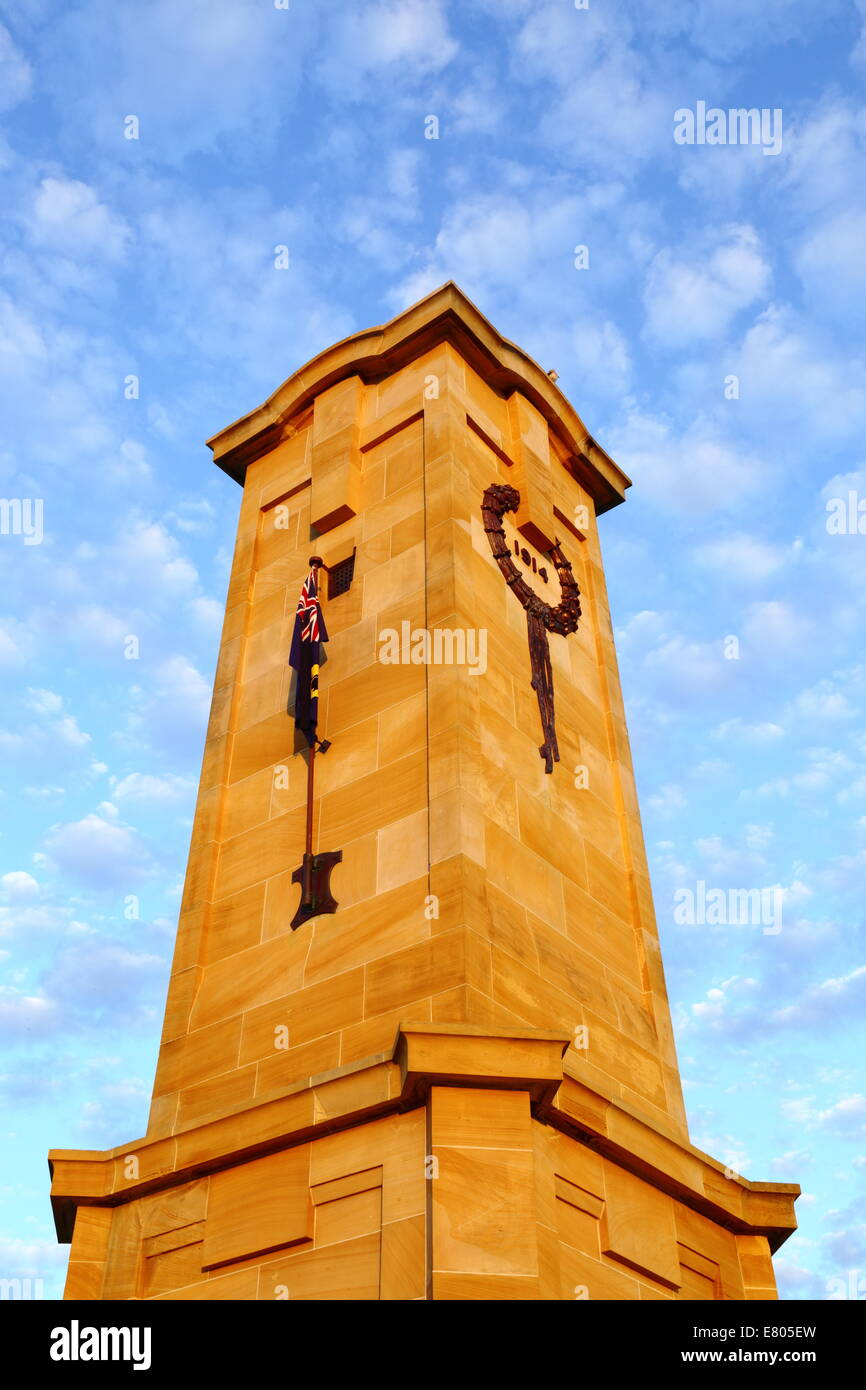 Dawn breaks over Monument Hill War Memorial in Fremantle, Western ...