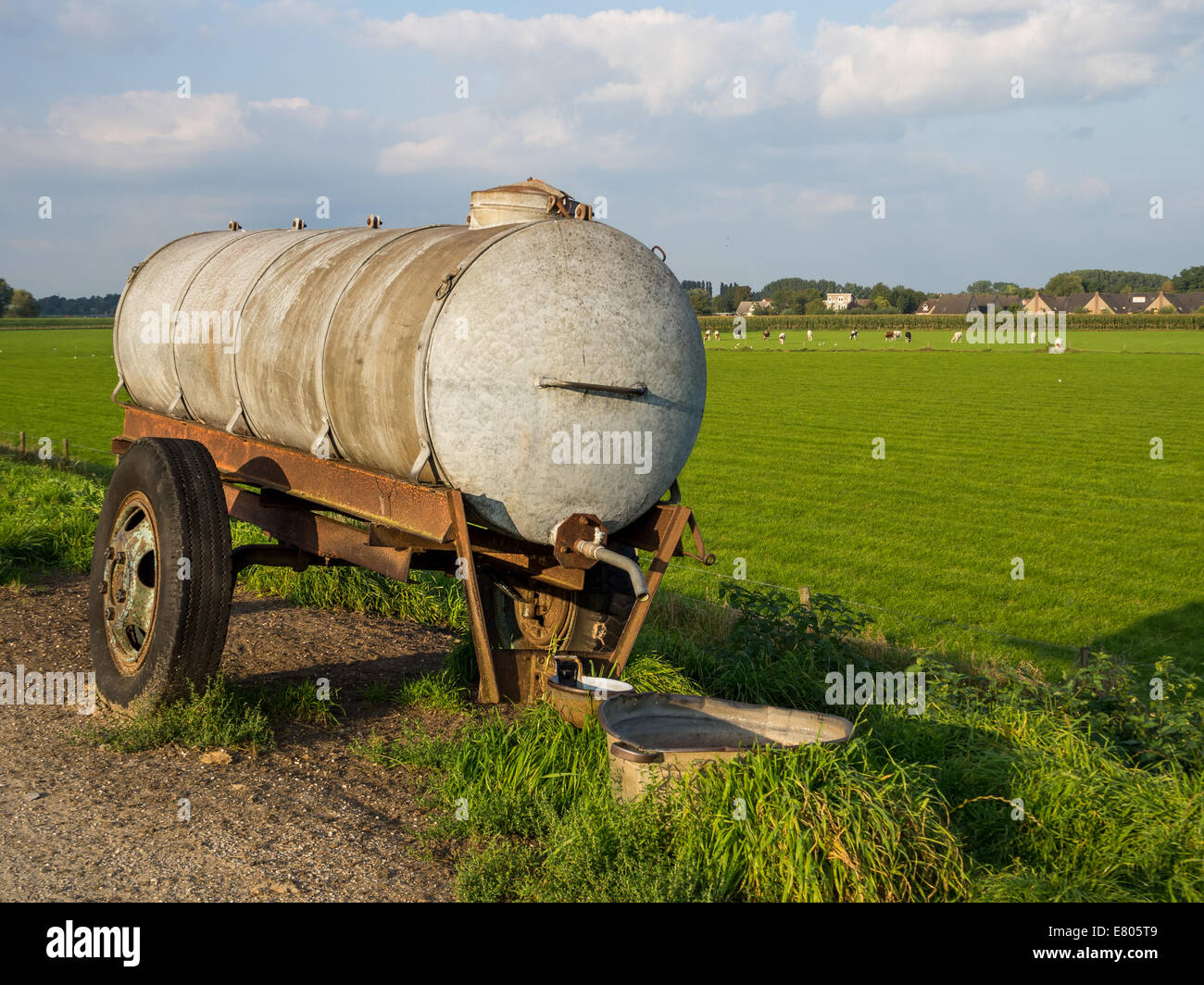 Milk tanker farm hi-res stock photography and images - Alamy