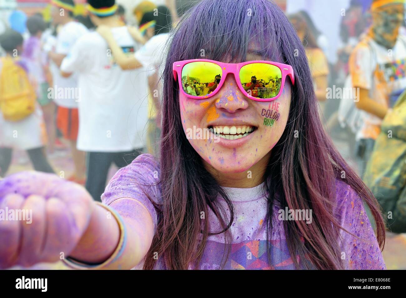 Shanghai, China. 27th Sep, 2014. Thousands of young Chinese ...
