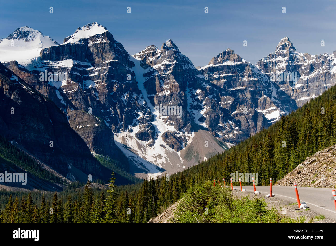 Valley of the Ten Peaks, Moraine Lake, Banff National Park, Alberta, Canada Stock Photo - Alamy