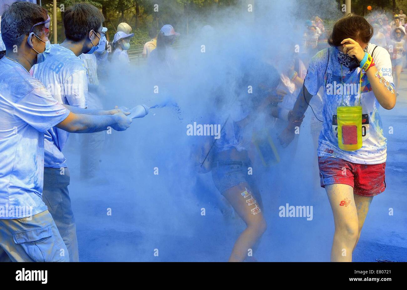 Shanghai, China. 27th Sep, 2014. Thousands of young Chinese ...