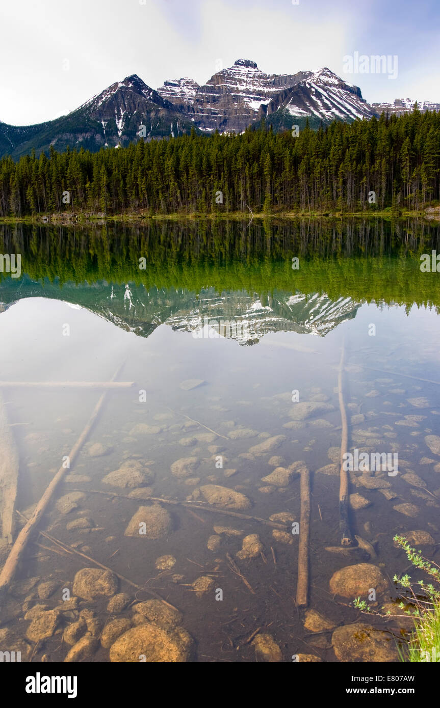 Herbert lake hi-res stock photography and images - Alamy