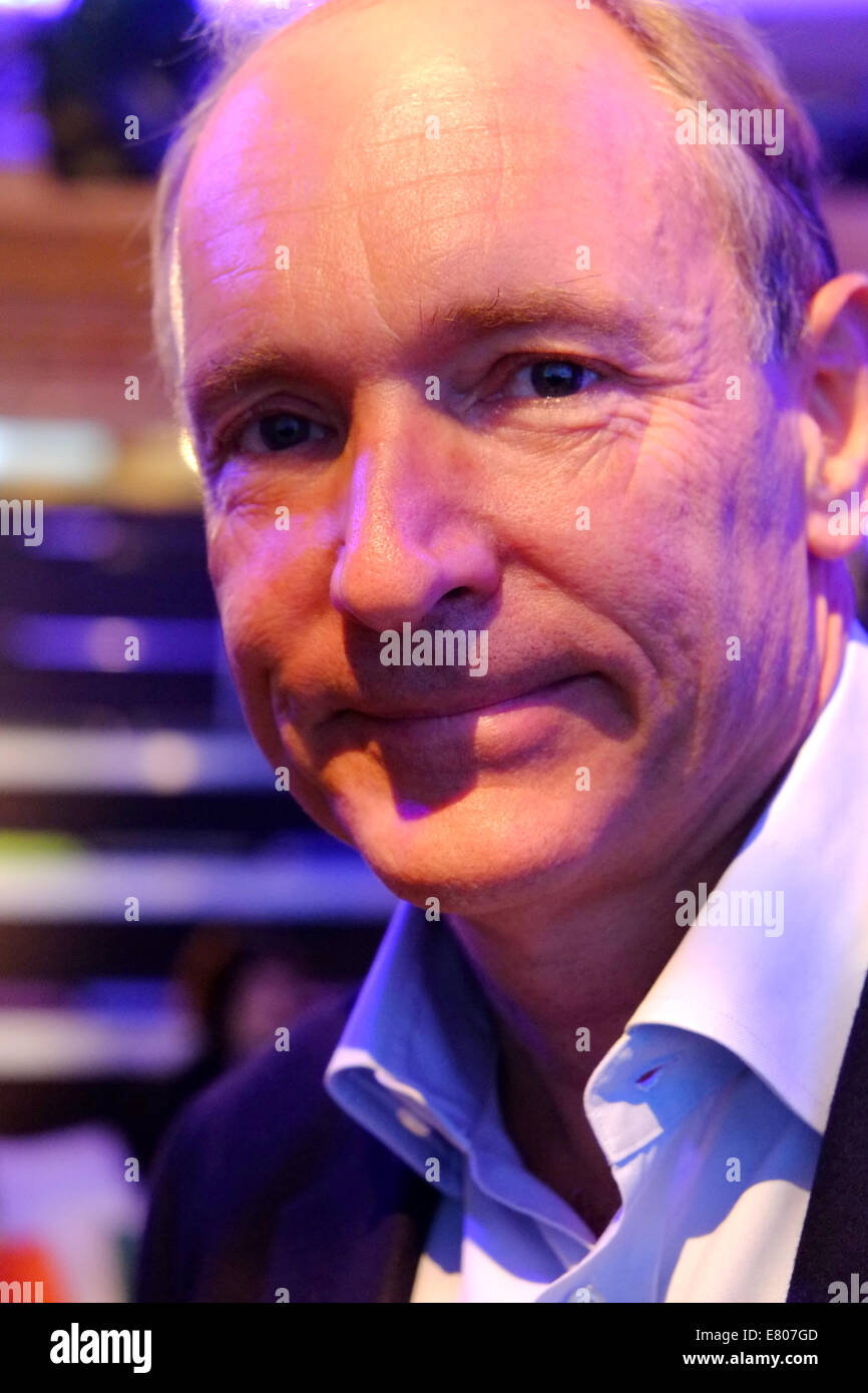 Sir tim berners lee hi-res stock photography and images - Alamy