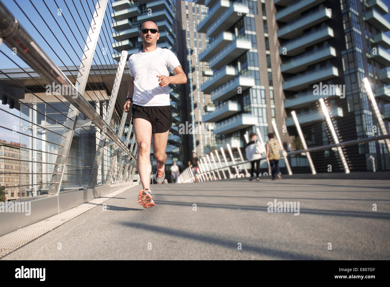 Man jogging italy hi-res stock photography and images - Alamy