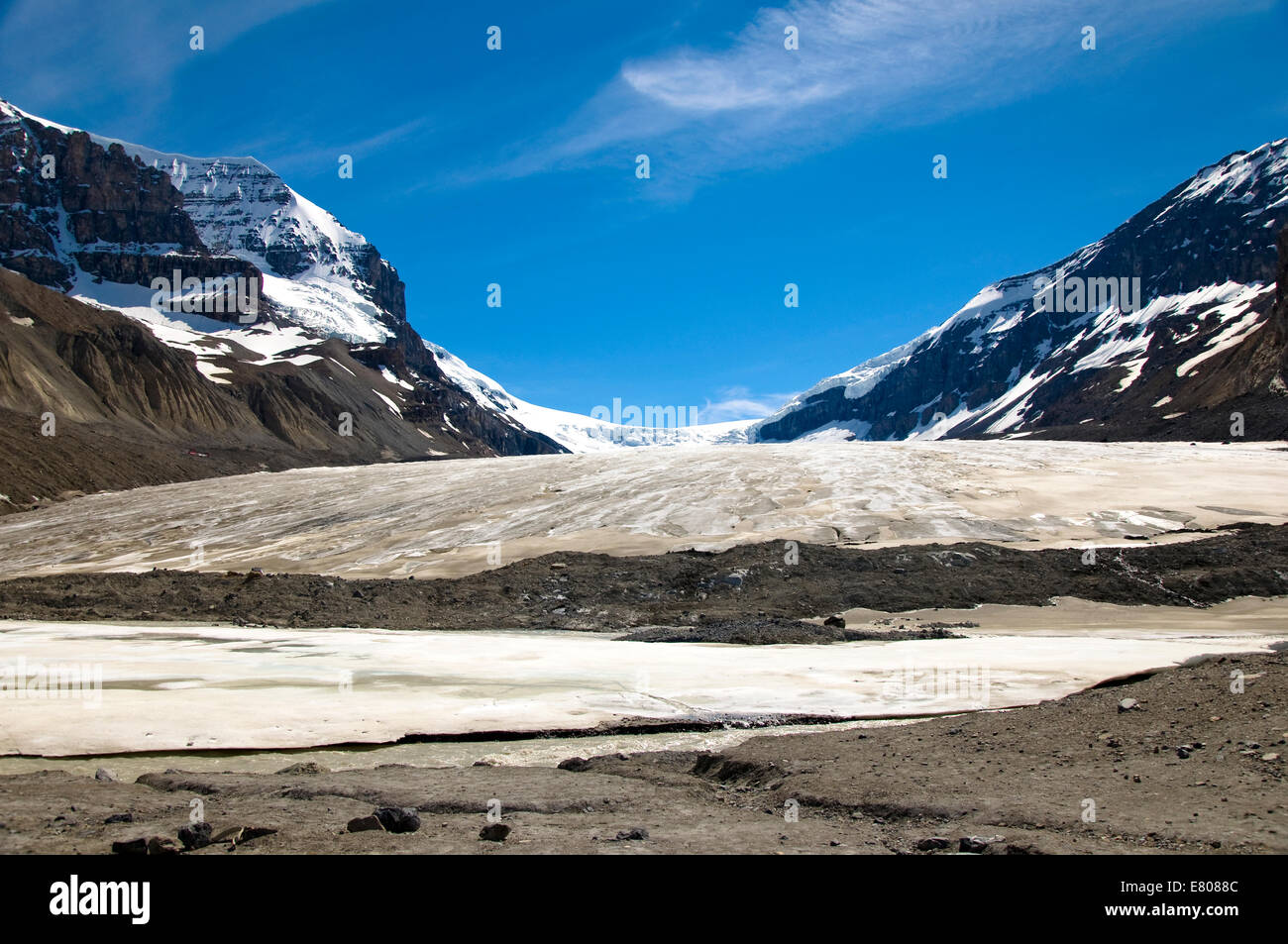 The Columbia Icefield, Icefields Parkway, Banff, Alberta, Canada Stock ...