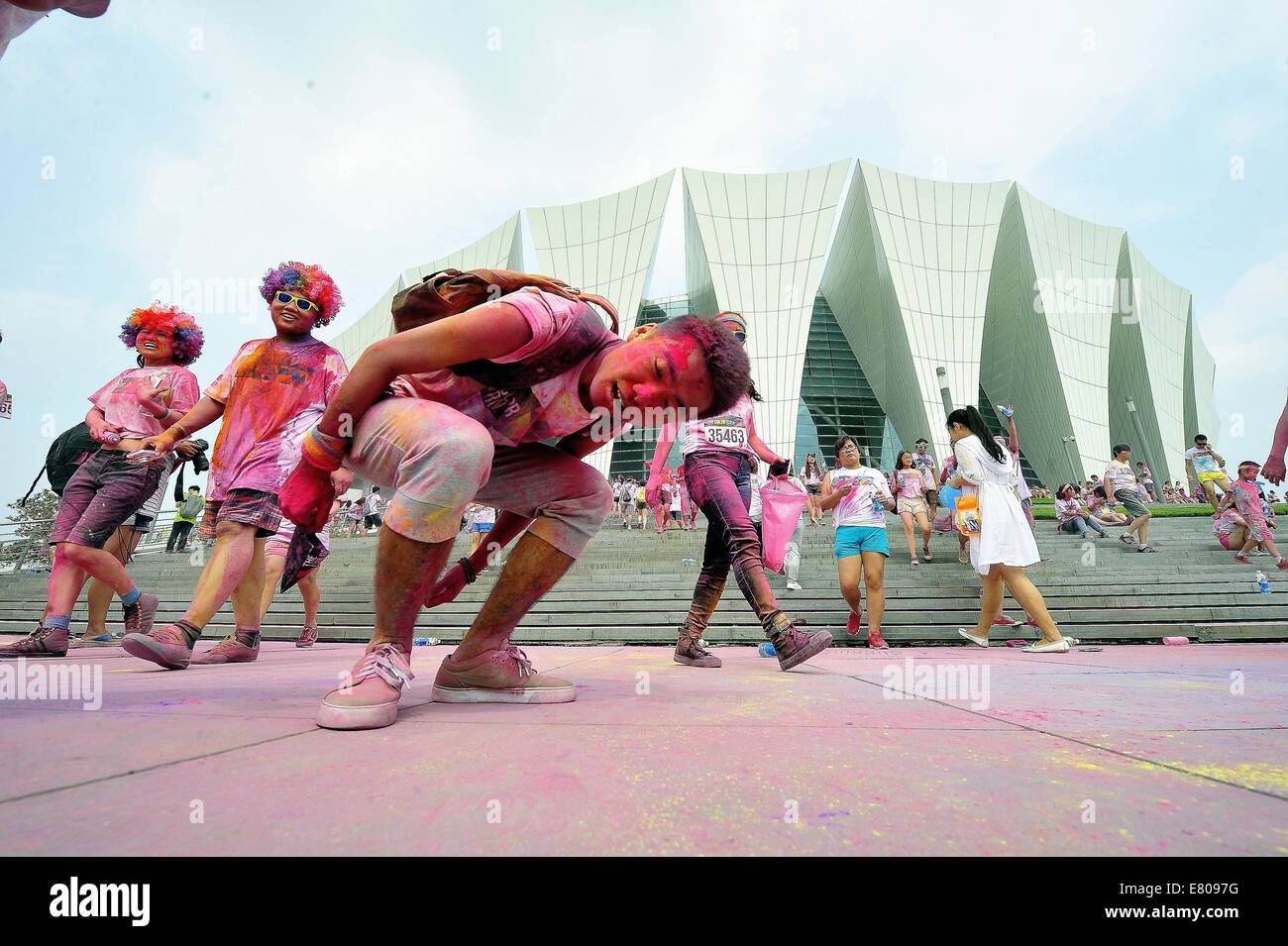 Shanghai, China. 27th Sep, 2014. Thousands of young Chinese ...