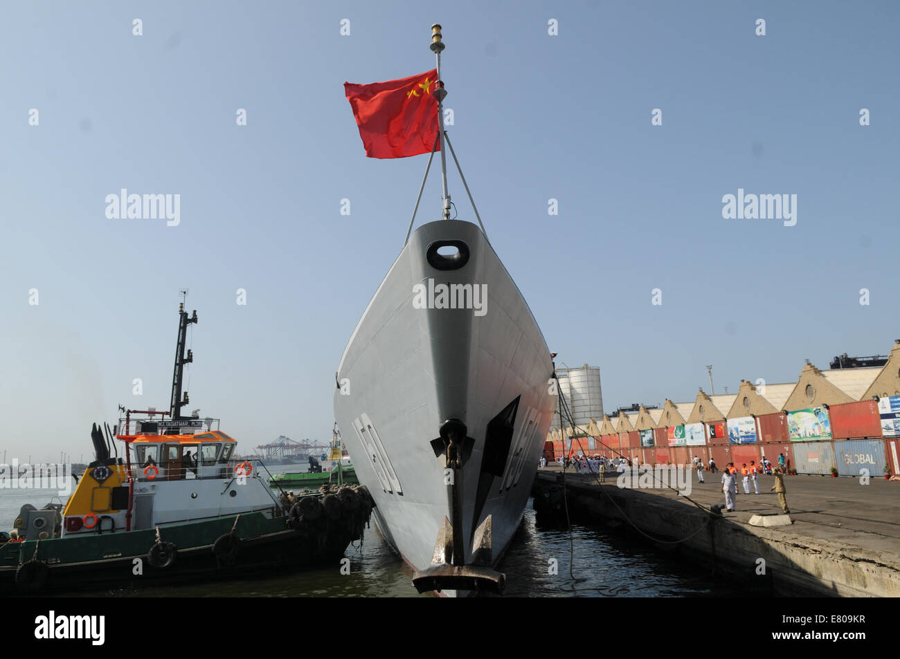Karachi port hi-res stock photography and images - Alamy