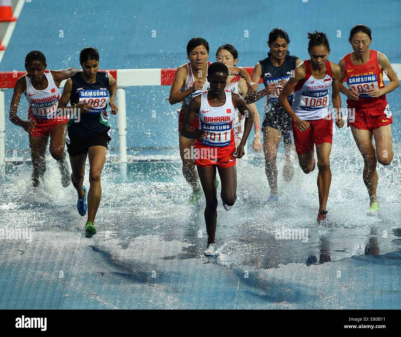 Incheon, South Korea. 27th Sep, 2014. Jebet Ruth (front) of Bahrain ...
