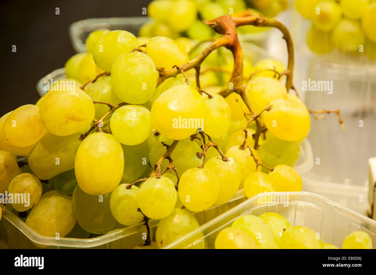very sweet bunch of yellow grapes Stock Photo - Alamy