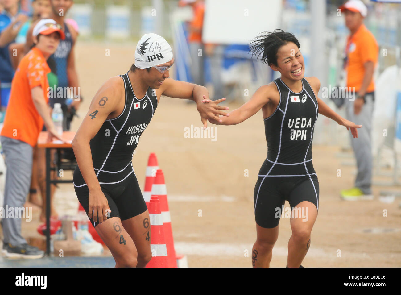 Incheon, South Korea. 26th Sep, 2014. (L-R) Yuichi Hosoda, Ai Ueda (JPN ...