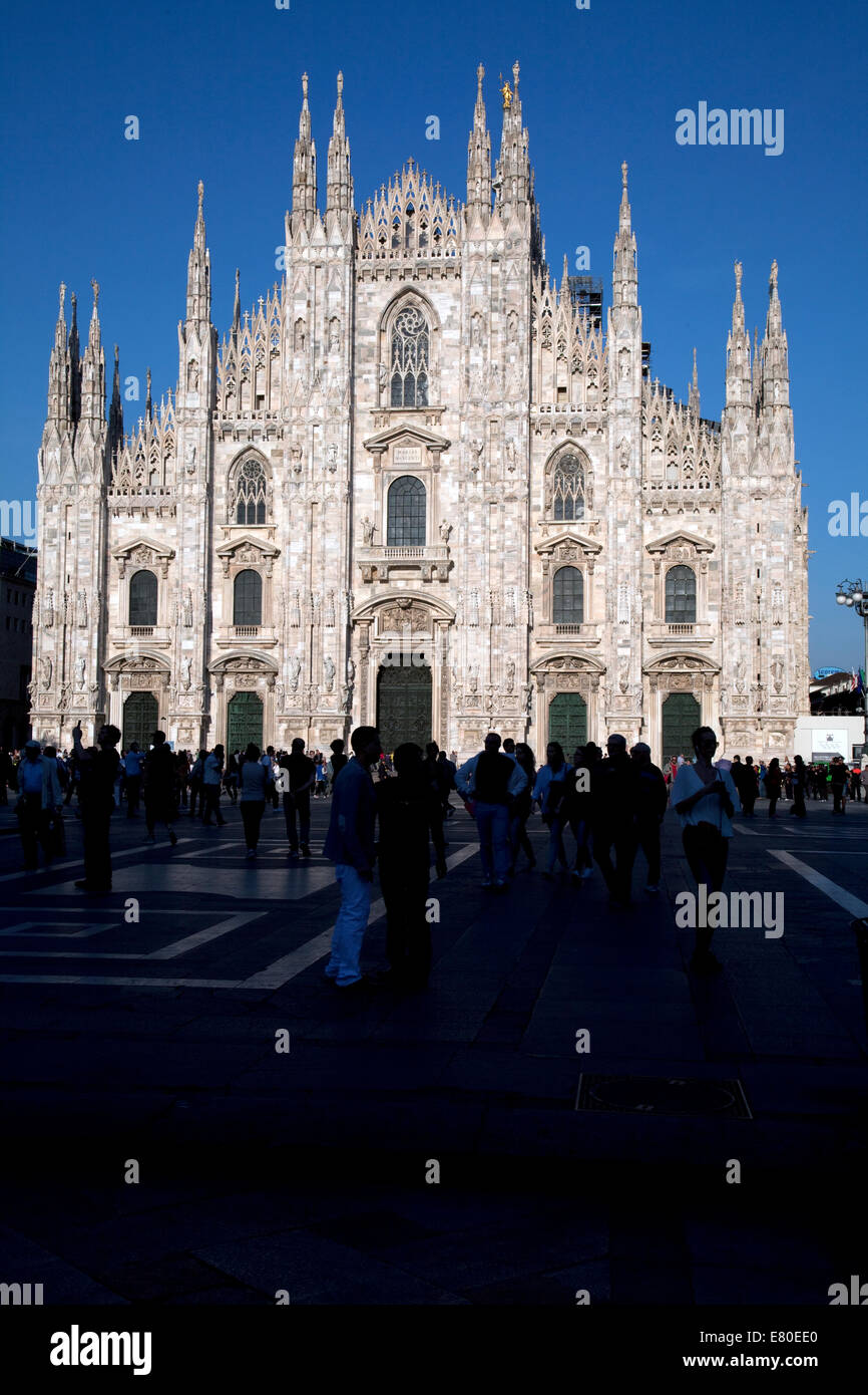 Front view of Dome in Milan, Italy Stock Photo - Alamy