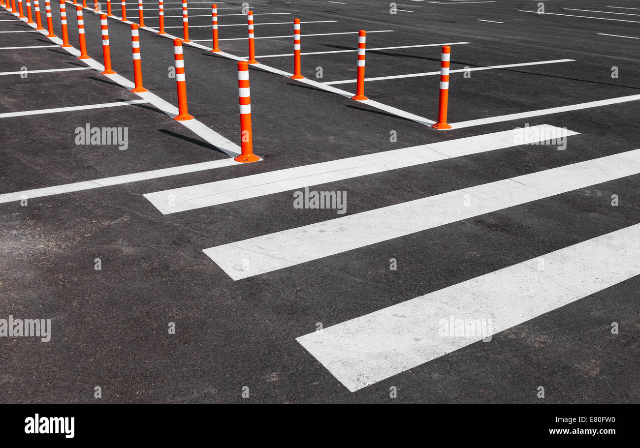 Diagonal crosswalk hi-res stock photography and images - Alamy