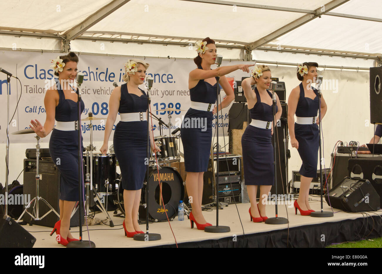 The Footman James Classic 'Piston & Props'.Vintage swing Singers, Elle ...