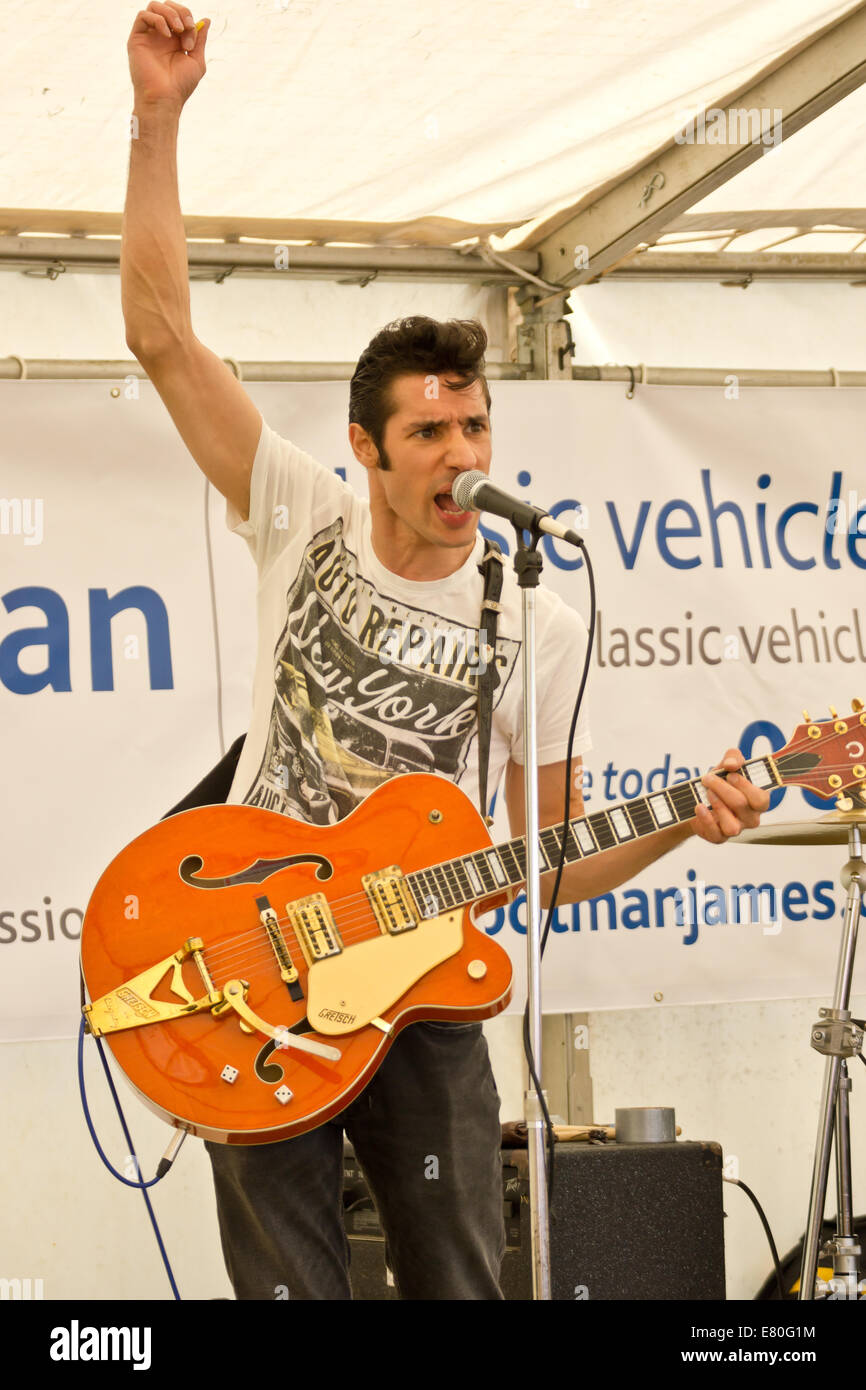 Rockabilly band hi-res stock photography and images - Alamy