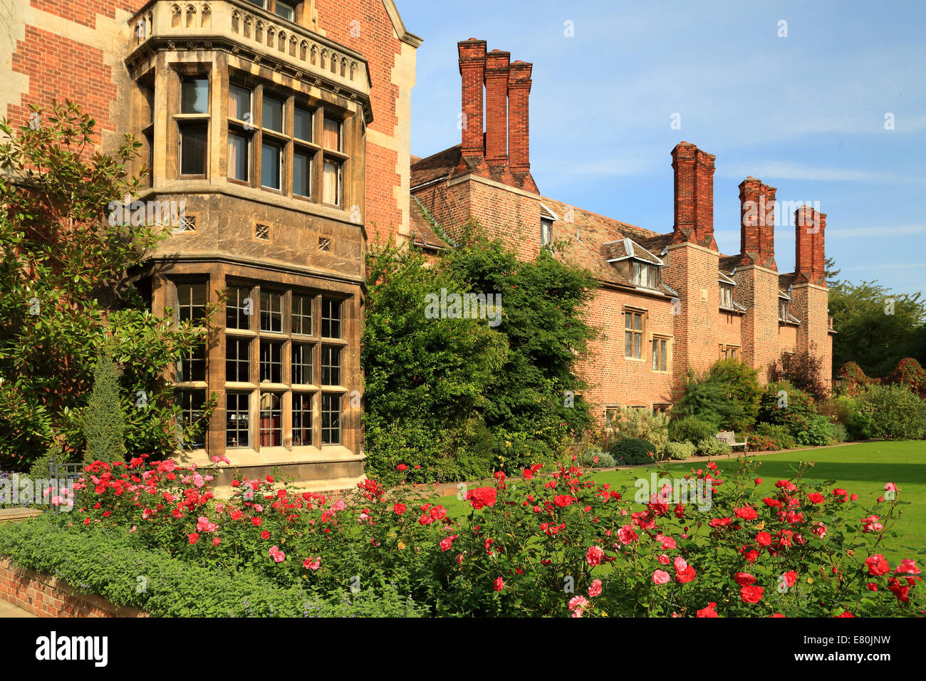 Pembroke college cambridge hi-res stock photography and images - Alamy