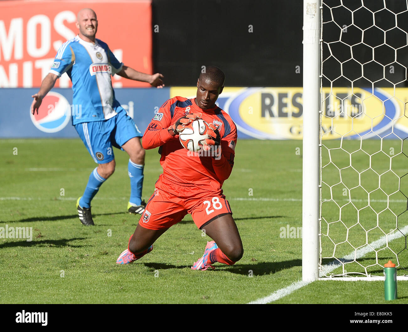 Washington, DC, USA. 27th Sep, 2014. 20140927 - D.C. United goalkeeper ...