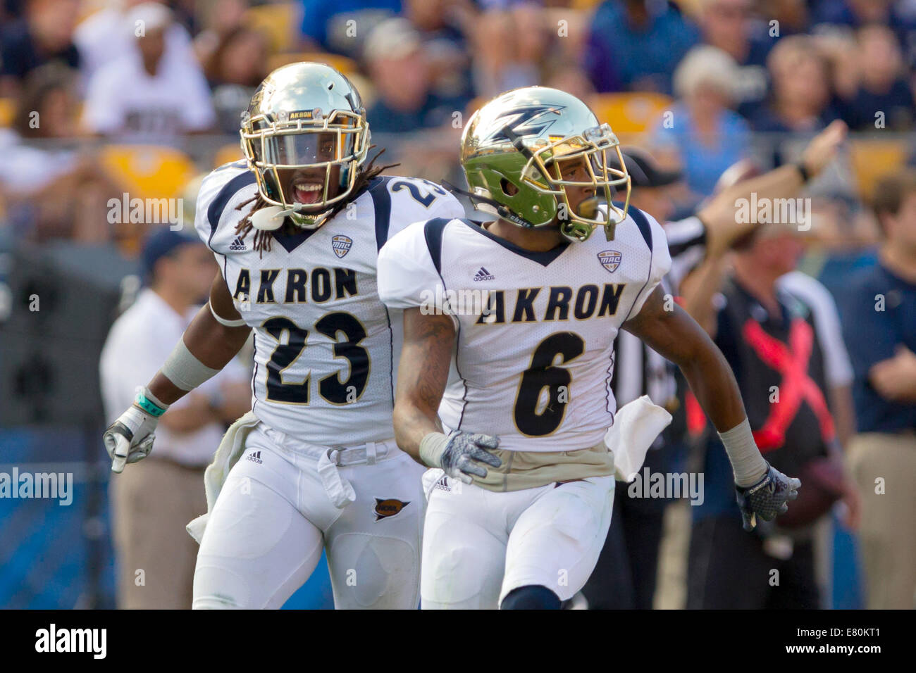 Pittsburgh, Pennsylvania, USA. 27th Sep, 2014. Akron S BRE' FORD (23 ...