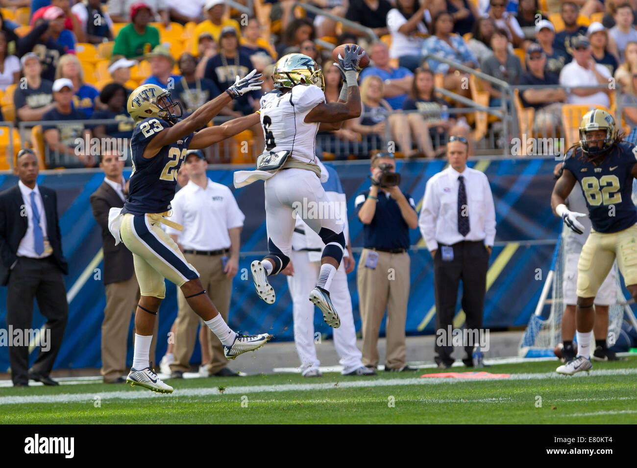 Deandre scott hi-res stock photography and images - Alamy