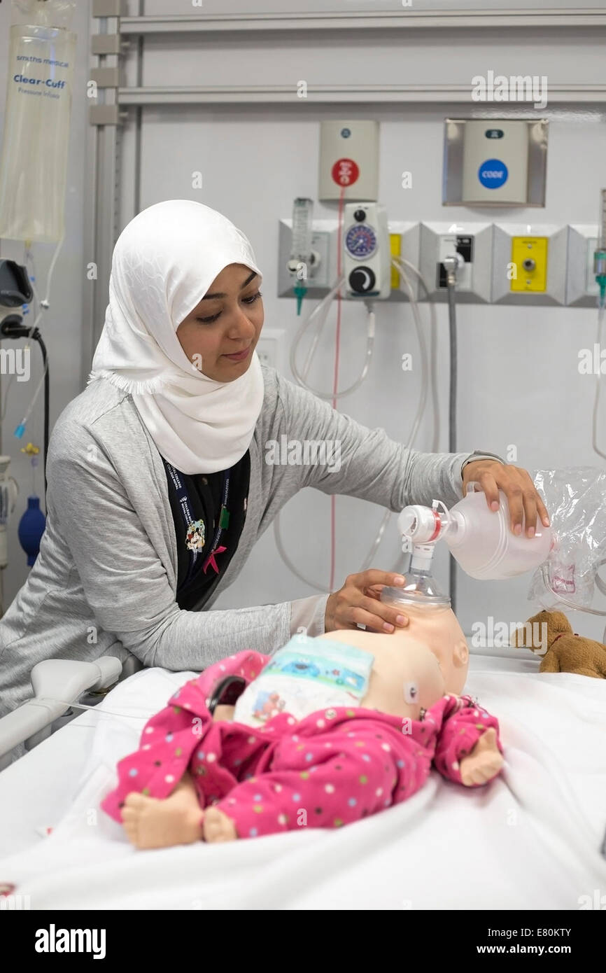Calgary, Alberta, Canada, 27 Sep, 2014. Dr. Amani Azizalrahman ...