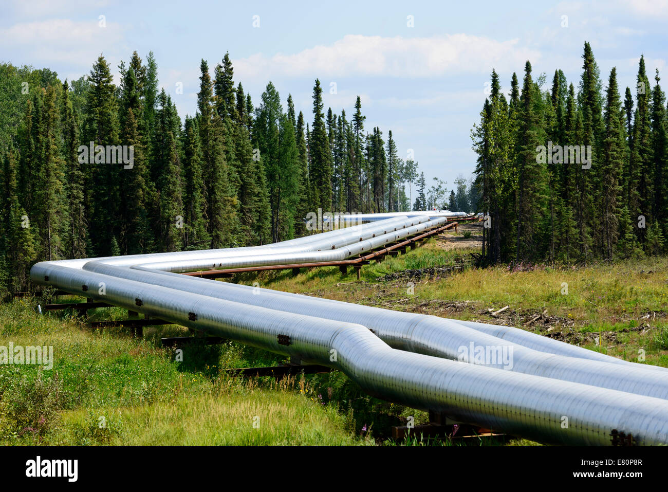 Oil flow lines hi-res stock photography and images - Alamy