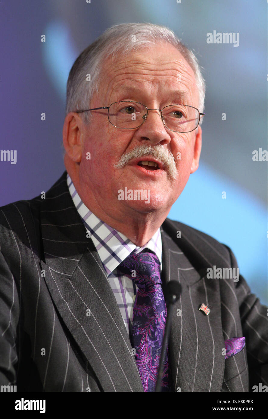 Roger helmer mep hi-res stock photography and images - Alamy