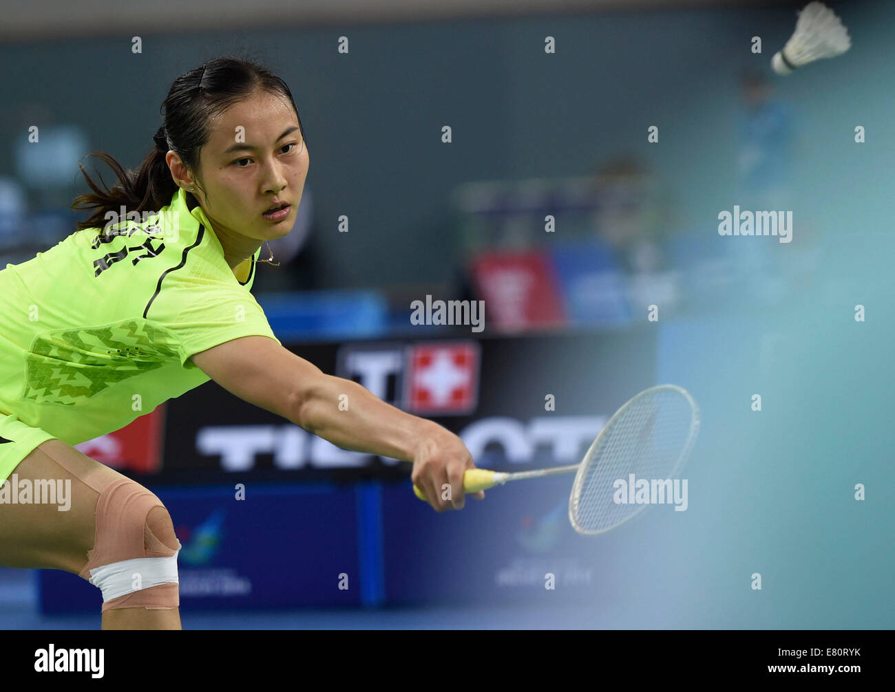 Incheon, South Korea. 28th Sep, 2014. Wang Yihan of China returns the ...
