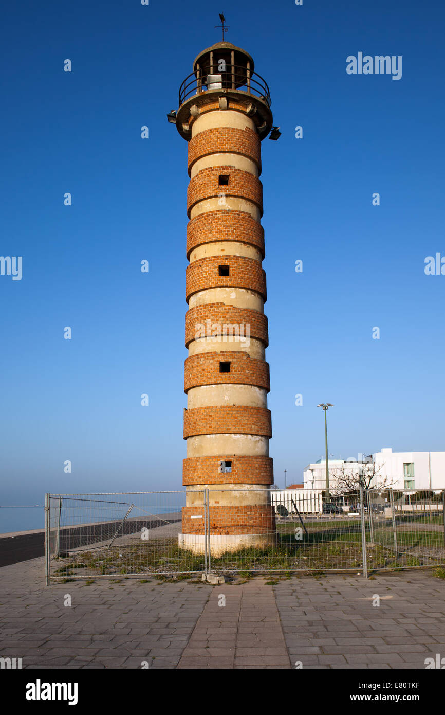 Cylindrical brick structure hi-res stock photography and images - Alamy