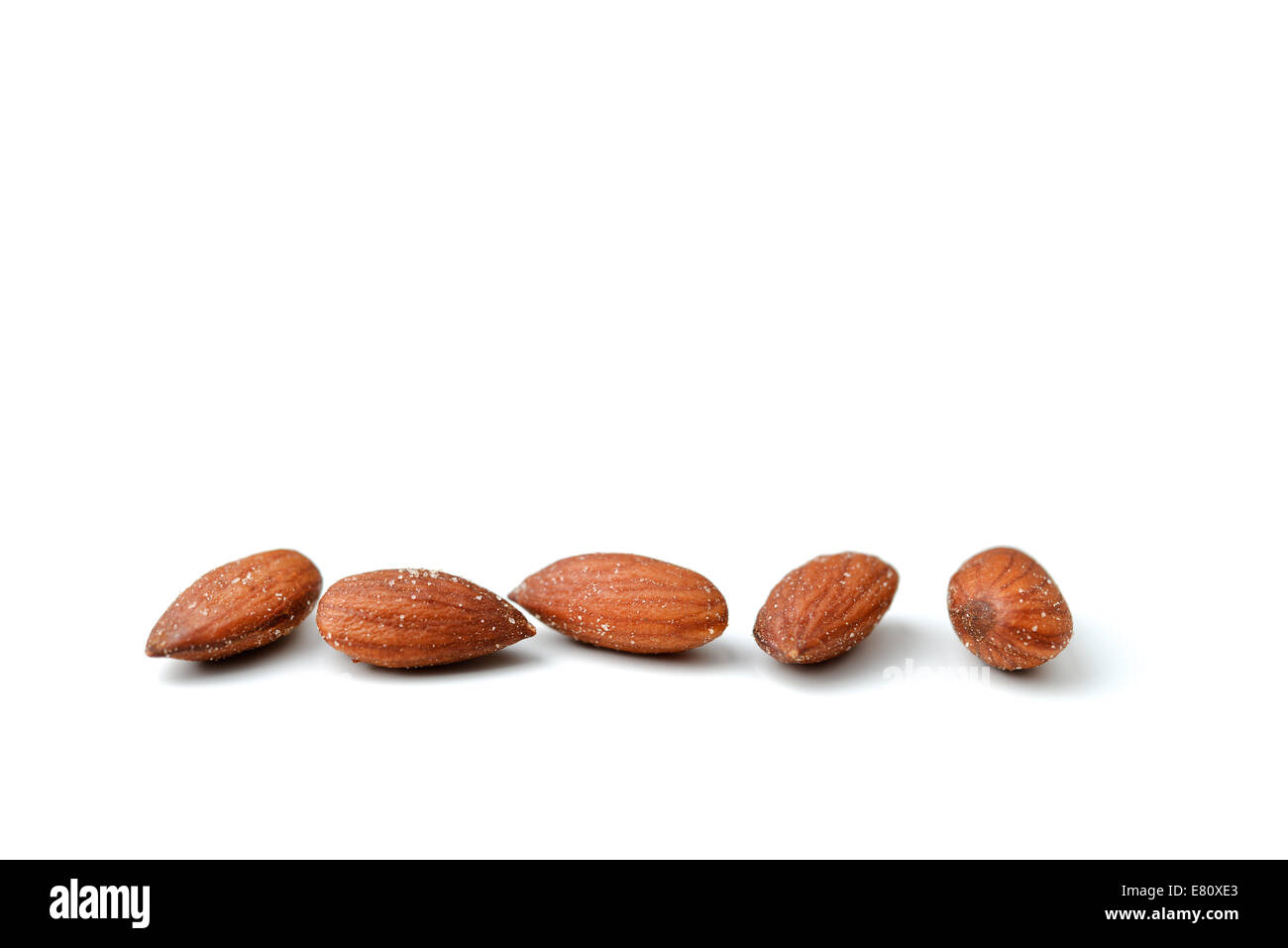 Almonds with salt hi-res stock photography and images - Alamy