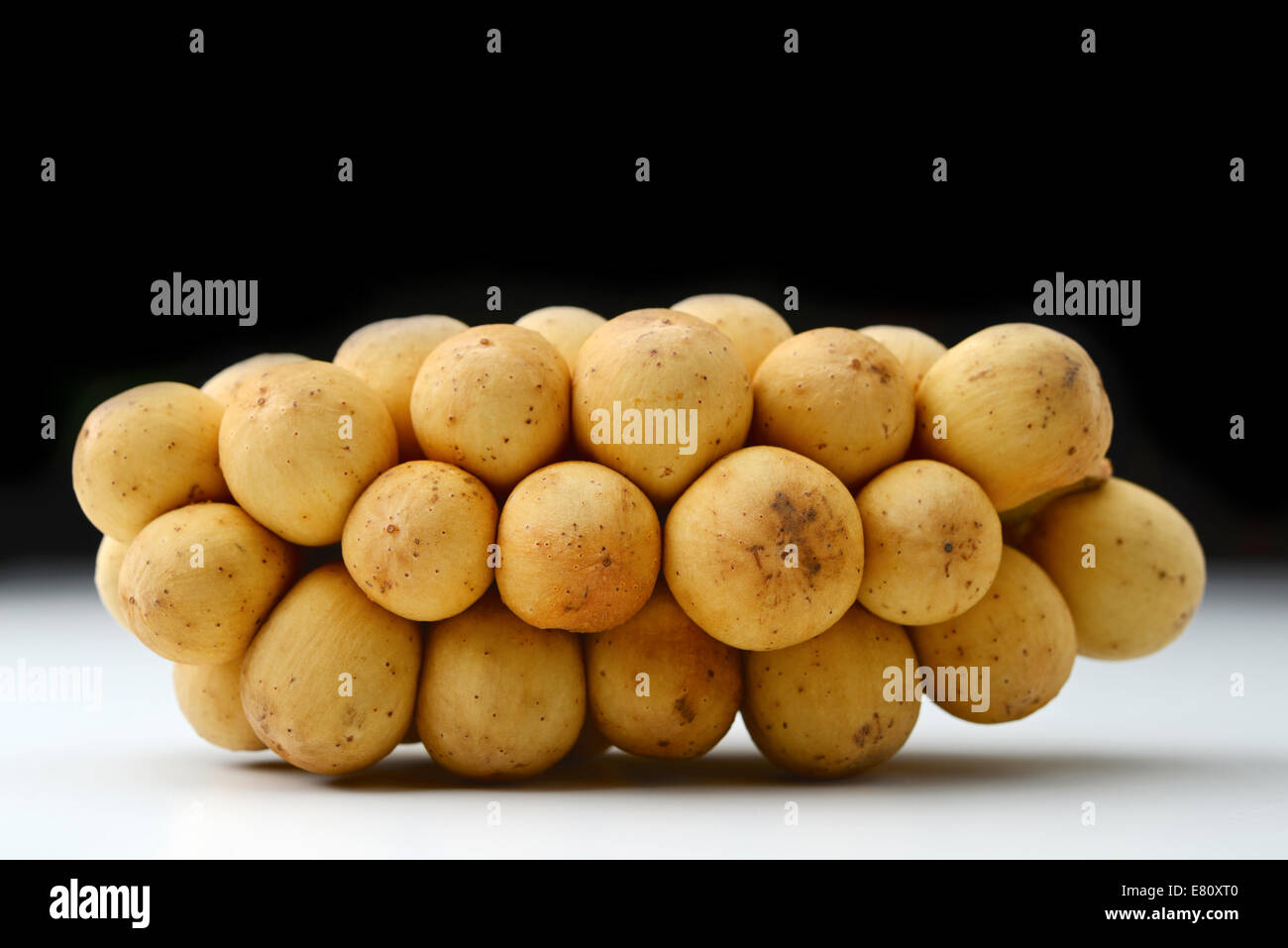 Langsat or lanzones fruit hi-res stock photography and images - Alamy
