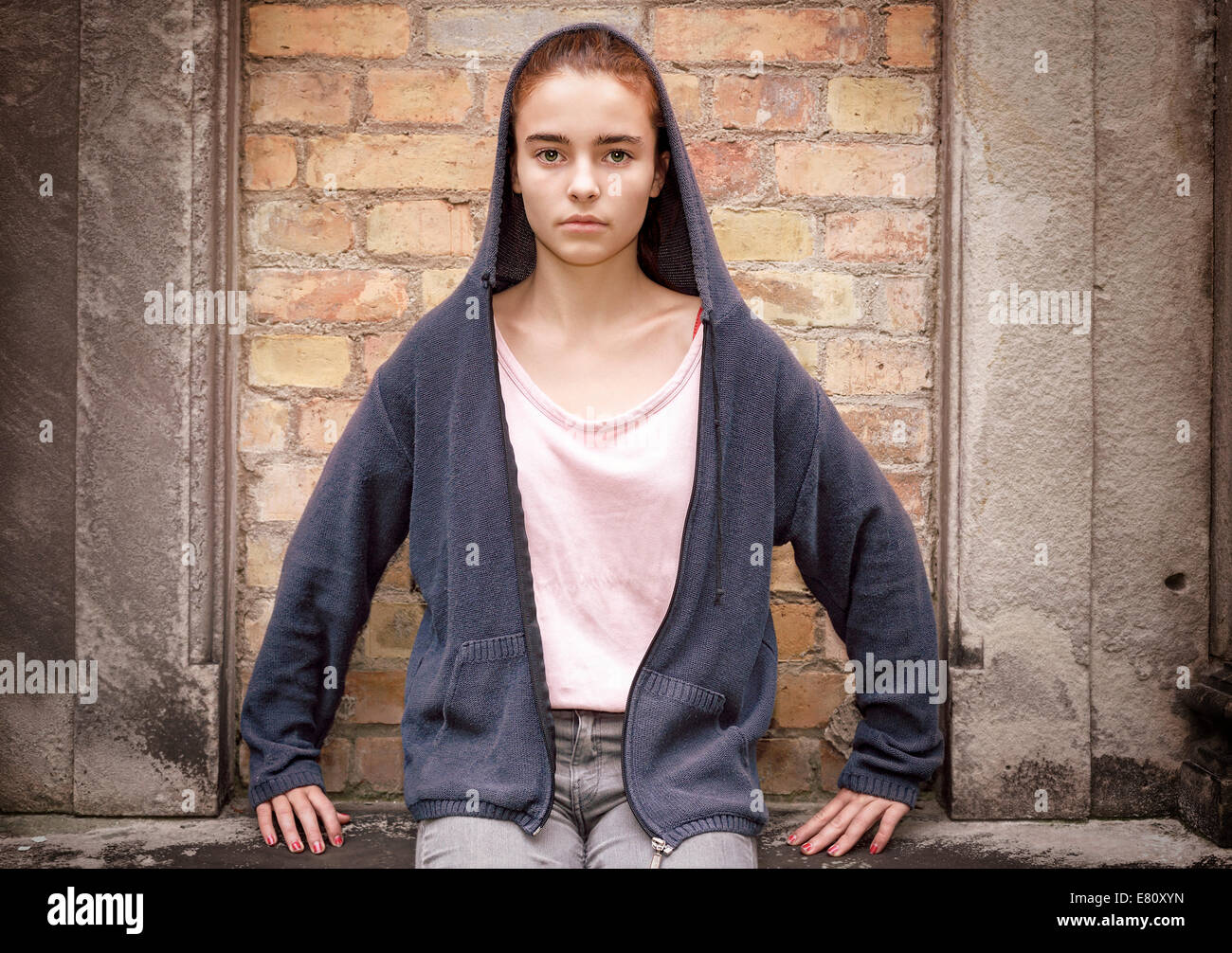 Innocent looking teen girl hi-res stock photography and images - Alamy