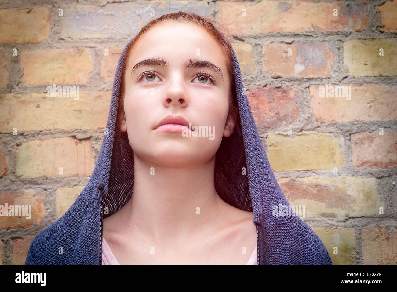 Innocent looking teen girl hi-res stock photography and images - Alamy