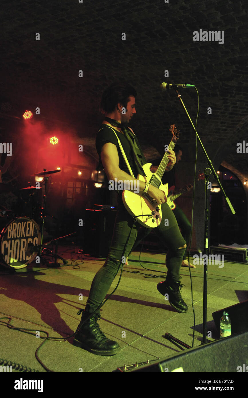 Joe Finnigan, lead guitarist and singer with The Broken Chords playing ...