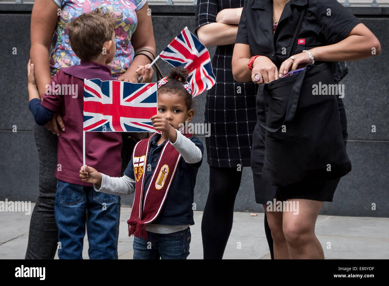 Lord carson parade hi-res stock photography and images - Alamy