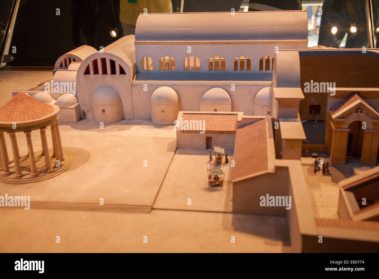 The mode of Roman Baths, the great bath, the only hot springs in the UK ...