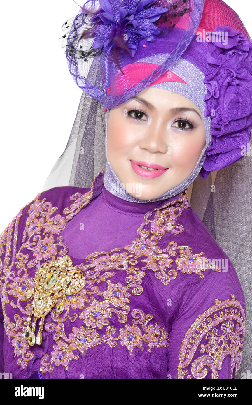 portrait of a beautiful muslim woman Stock Photo - Alamy