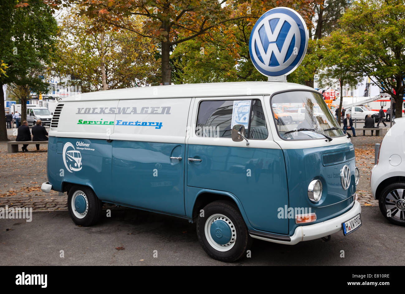 Volkswagen transporter t2 hi-res stock photography and images - Alamy