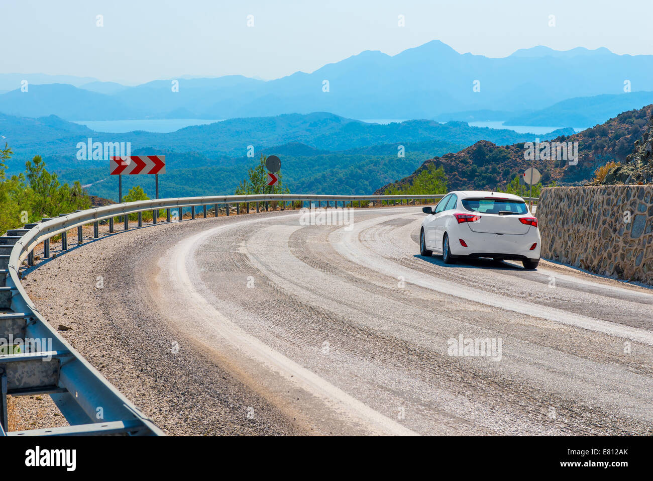 Car turning curve hi-res stock photography and images - Alamy