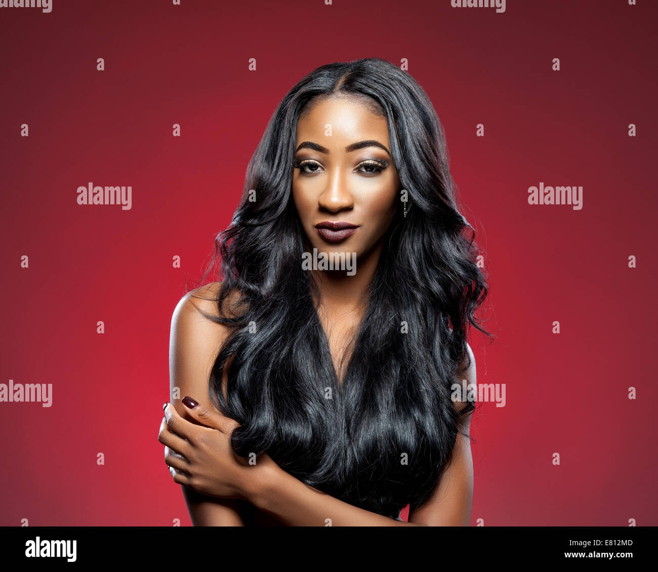 Black shiny hair hi-res stock photography and images - Alamy