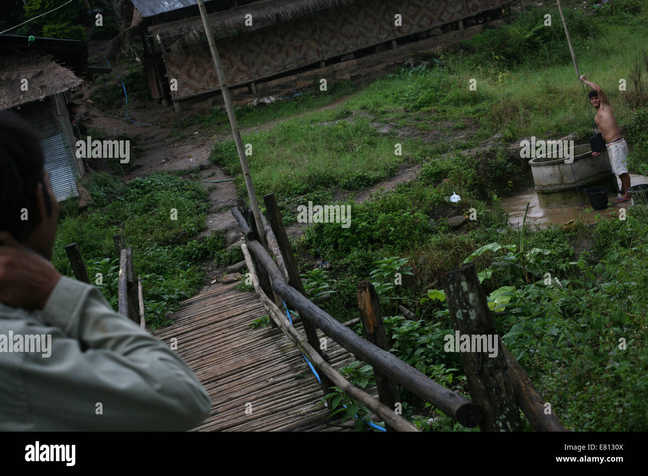 Umpiem, Umphang, Thailand. 28th Sep, 2014. Burmese refugees in the ...