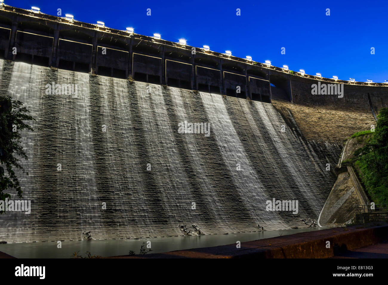 Dam at night Stock Photo - Alamy