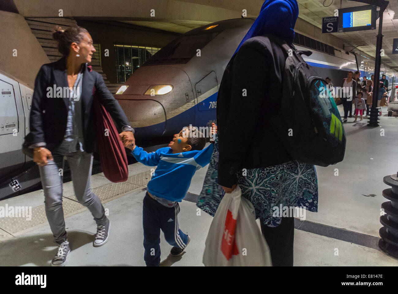 Sncf train children hi-res stock photography and images - Alamy