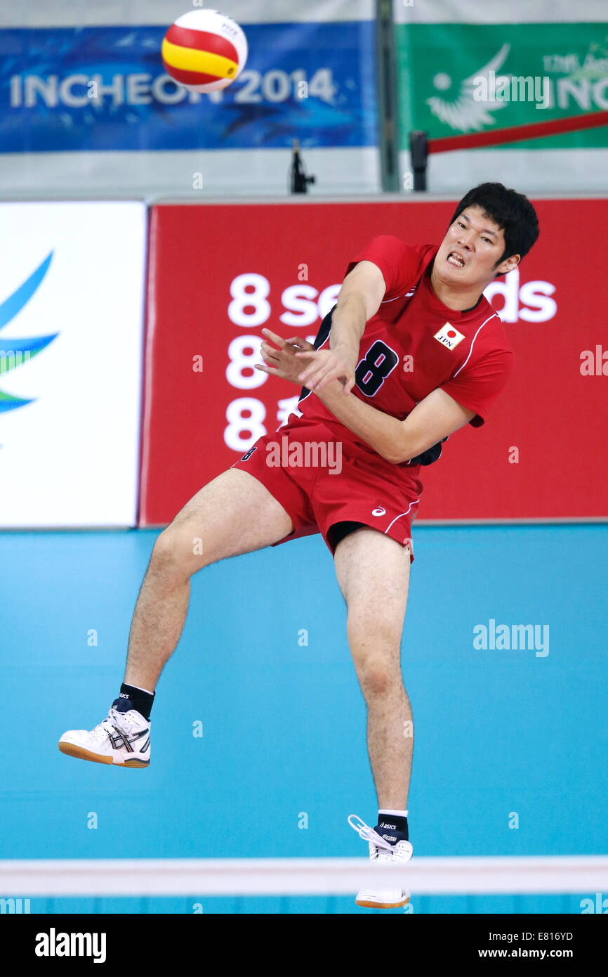Incheon, South Korea. 28th Sep, 2014. Ryusuke Tsubakiyama (JPN) Volleyball : Men's Play-off ...