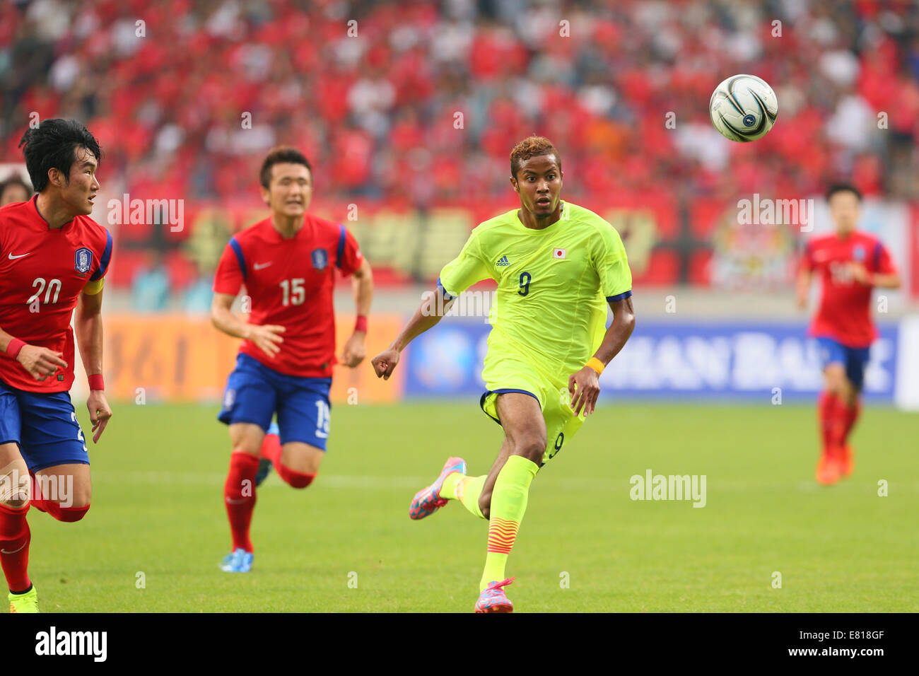 Incheon, South Korea. 28th Sep, 2014. Musashi Suzuki (JPN) Football ...