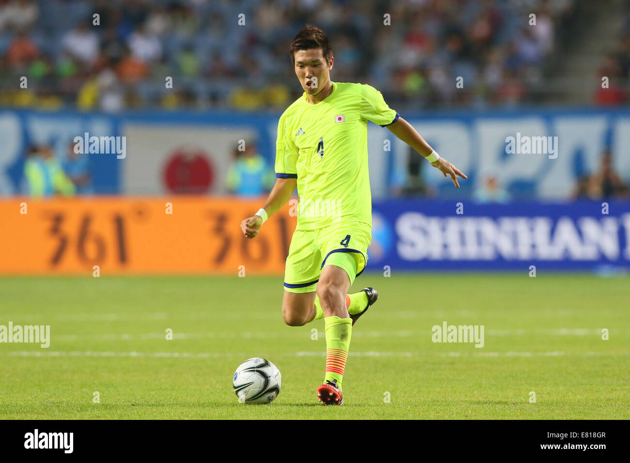 Incheon, South Korea. 28th Sep, 2014. Takuya Iwanami (JPN) Football ...