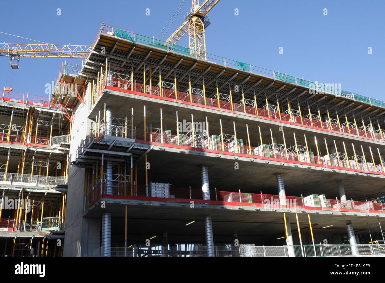 Building under construction university hi-res stock photography and ...