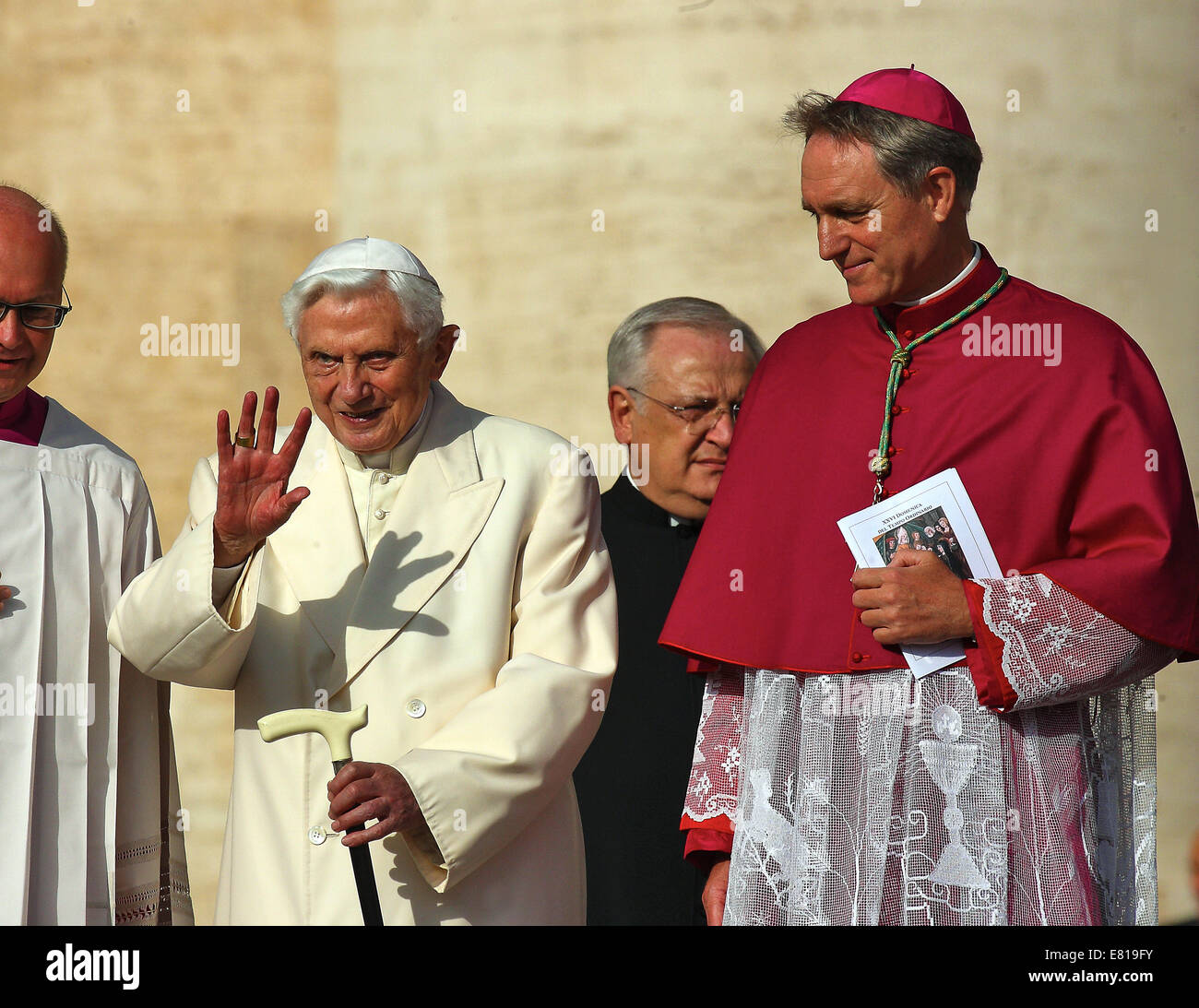 George benedict hi-res stock photography and images - Alamy